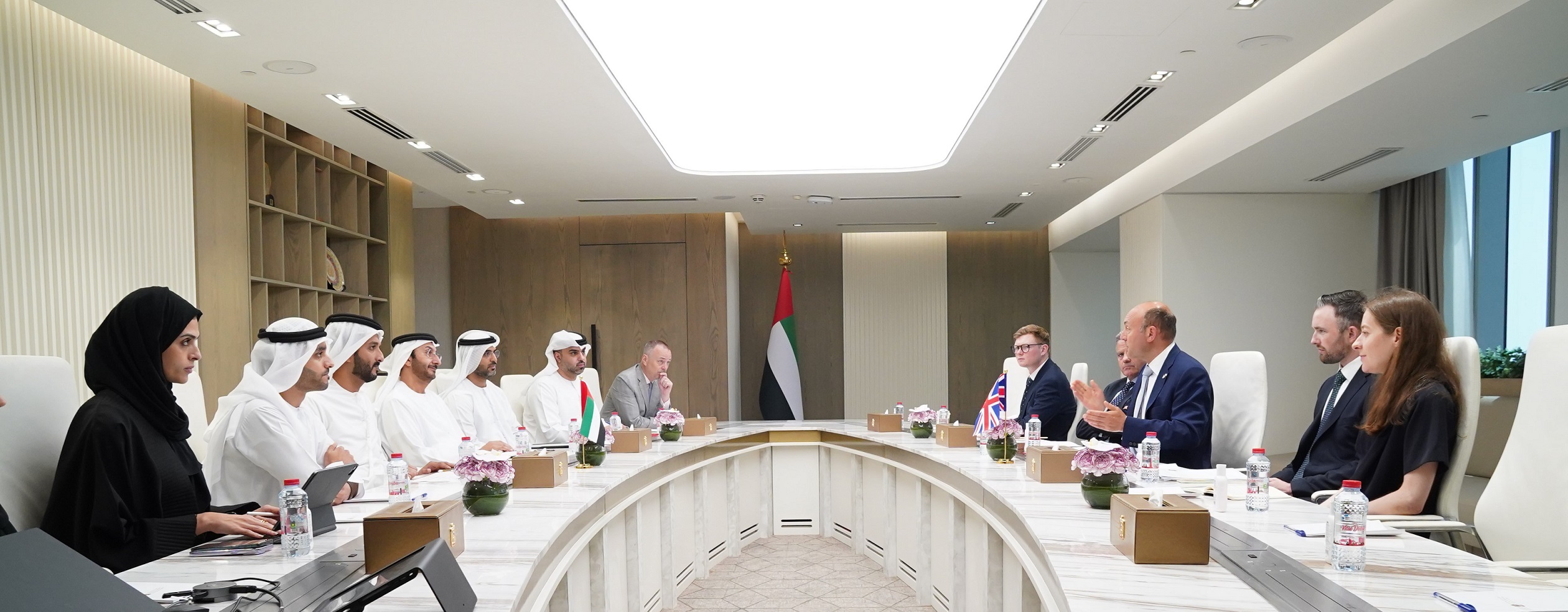 UAE and UK discuss strengthening of economic partnership & expansion of ...
